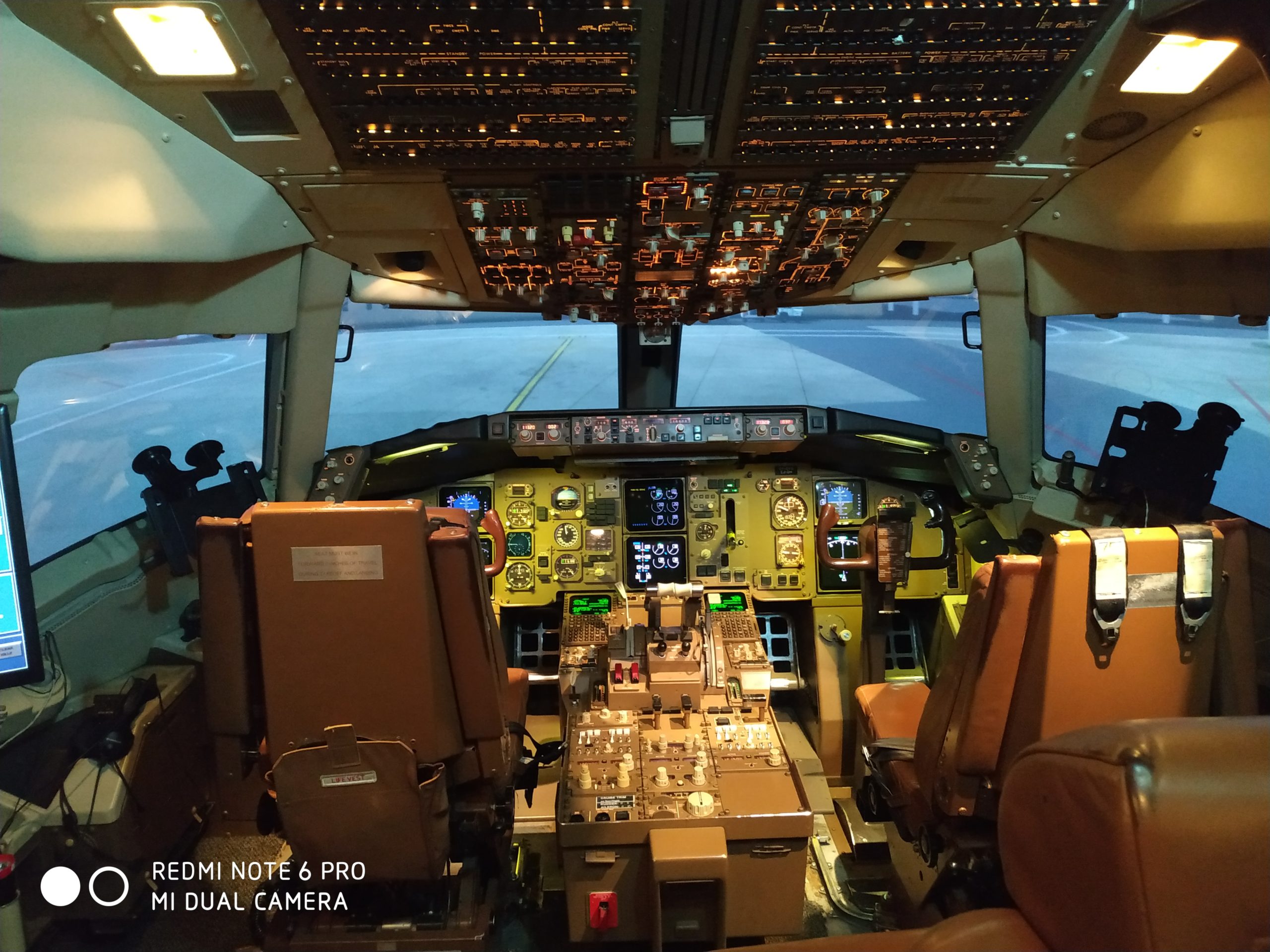 full flight simulator Boeing 767 — ООО "Учебно-тренировочный центр"